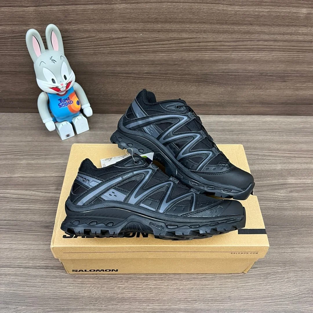 Reasonably priced Salomon Shoes