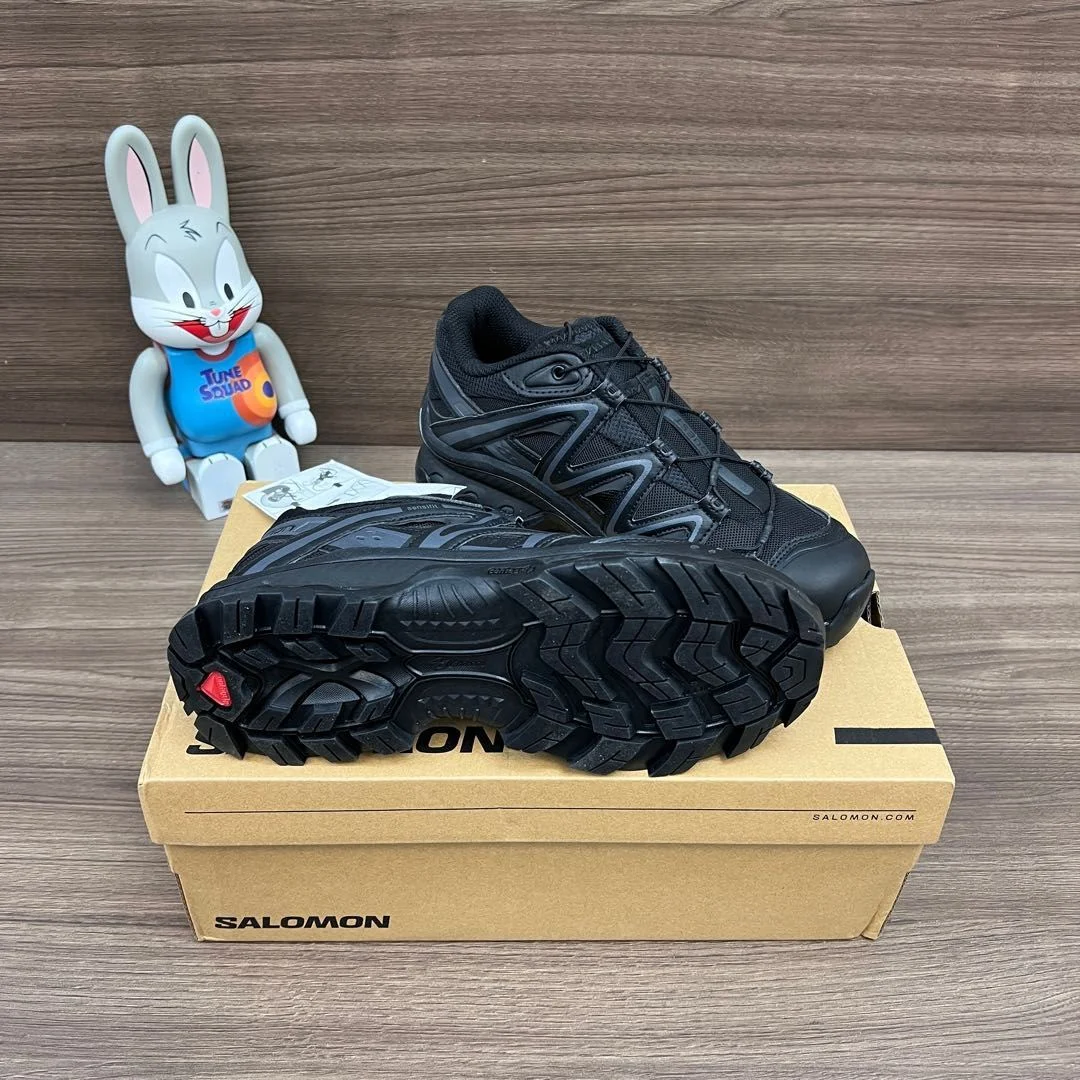 Reasonably priced Salomon Shoes