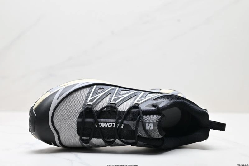 Low-cost Salomon Shoes