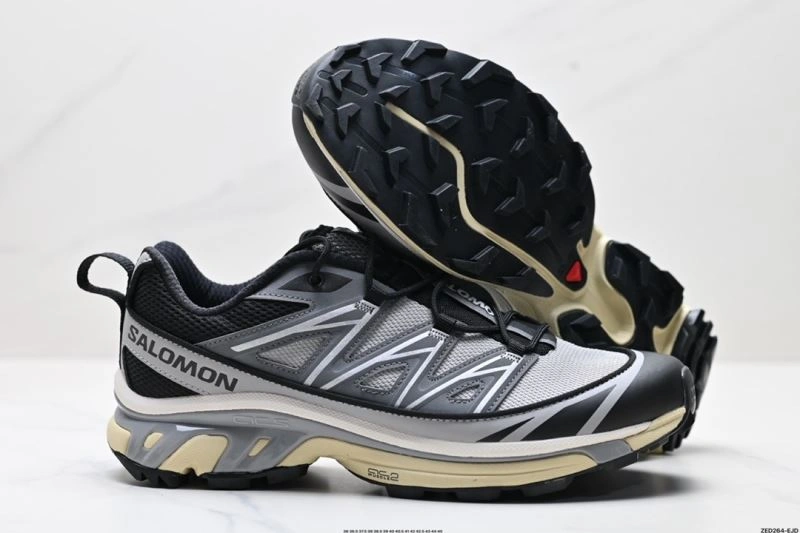 Low-cost Salomon Shoes