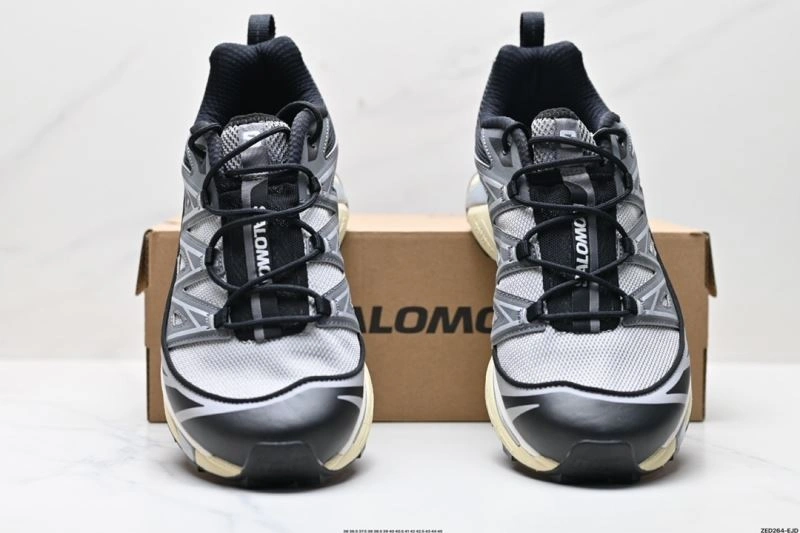 Low-cost Salomon Shoes