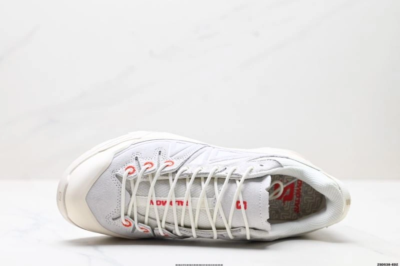 High fidelity Salomon Shoes