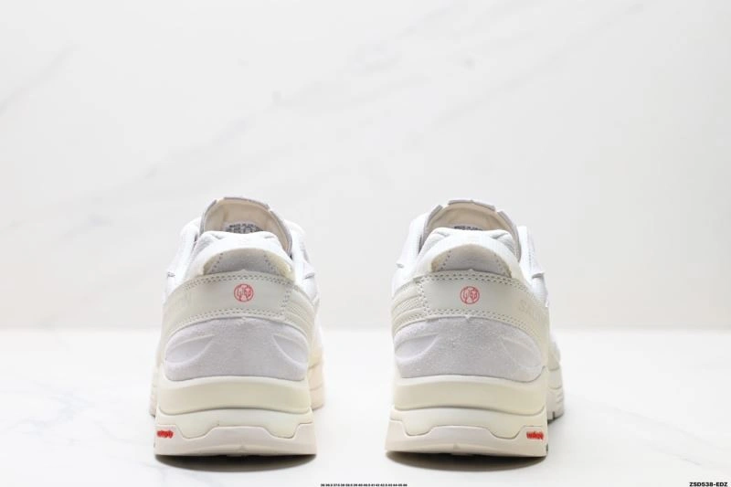 High fidelity Salomon Shoes