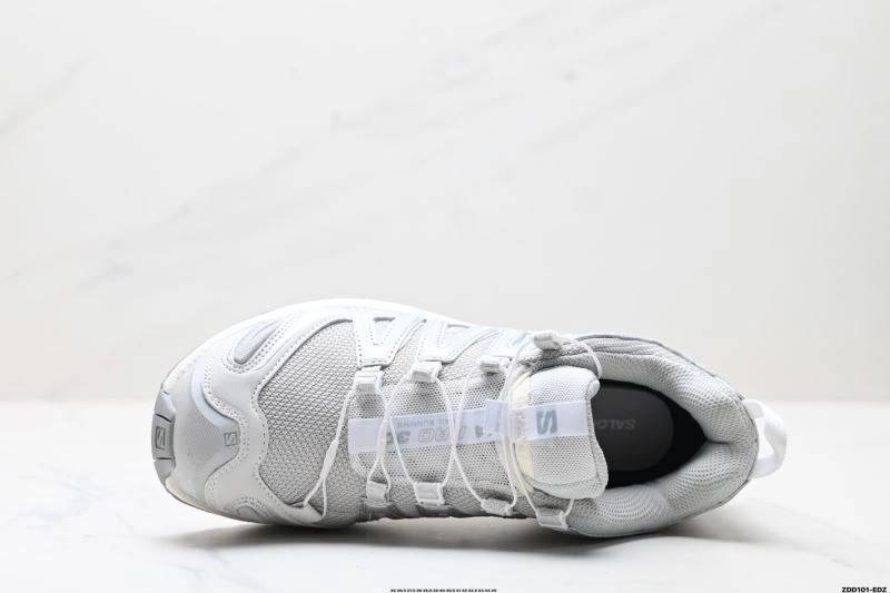 Accurate model Salomon Shoes
