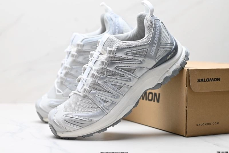 Accurate model Salomon Shoes