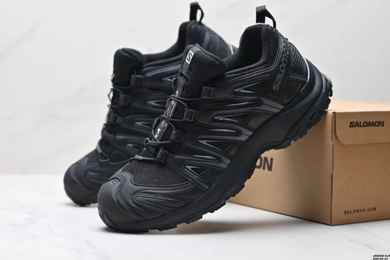 Top mirror Salomon Shoes