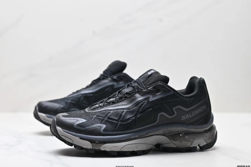 Accurate model Salomon Shoes