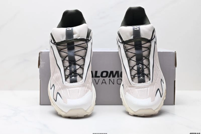 High fidelity Salomon Shoes