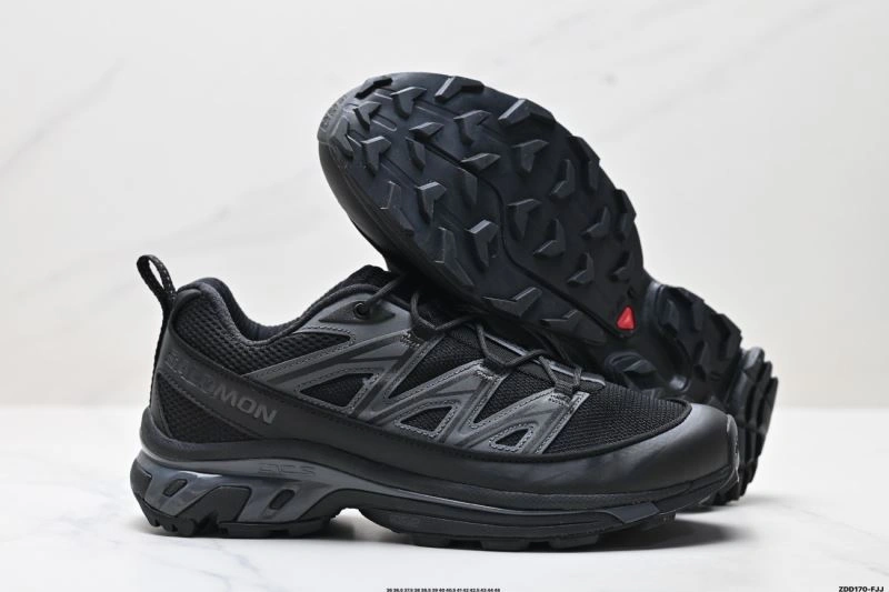 Exact replica Salomon Shoes