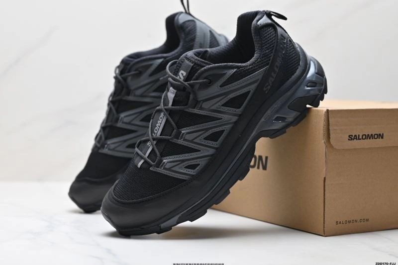 Exact replica Salomon Shoes