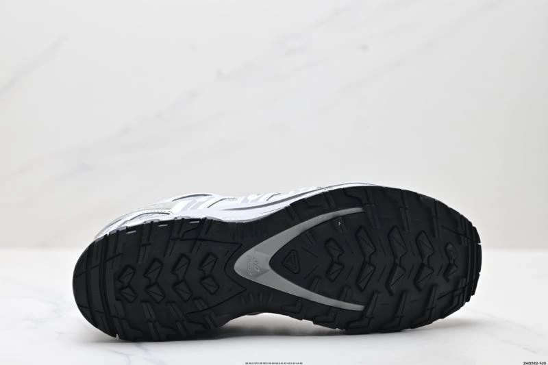 Cut-rate Salomon Shoes