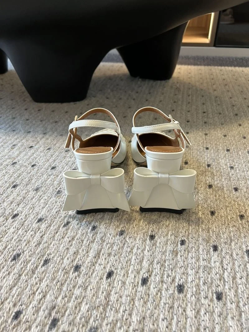Brand-authenticated Shushutong Sandals