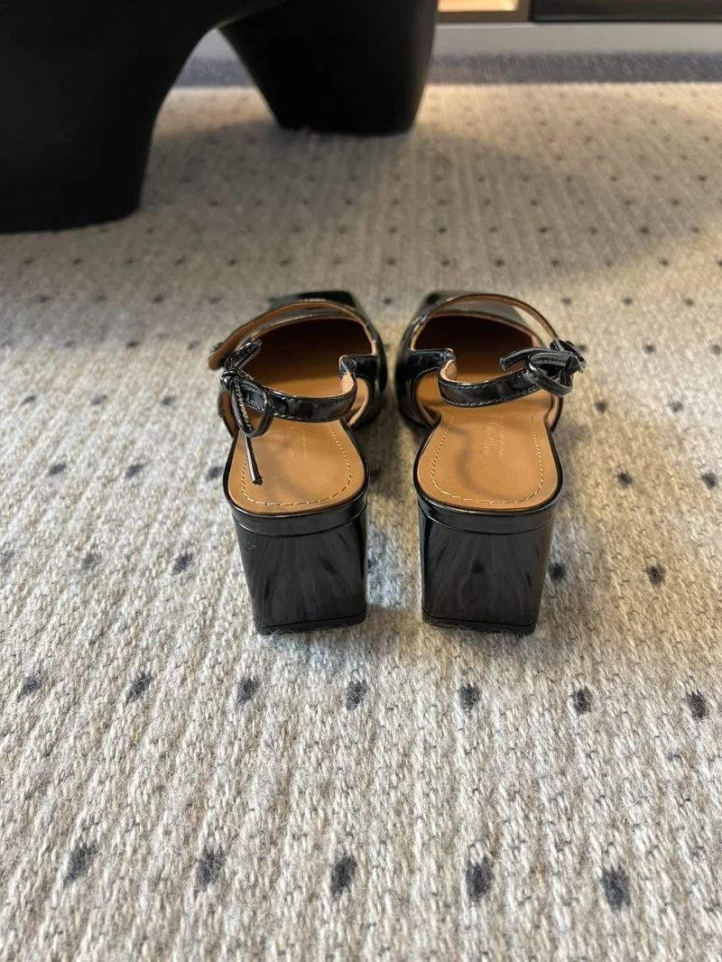 Genuine Shushutong Sandals