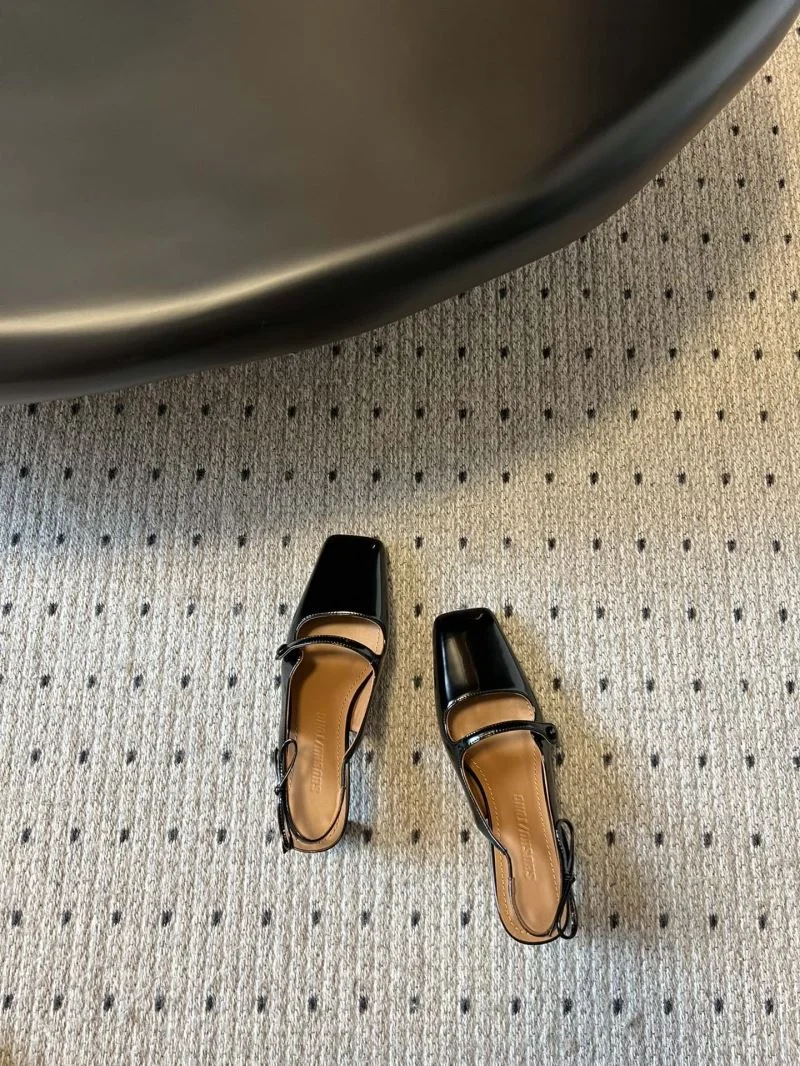 Genuine Shushutong Sandals