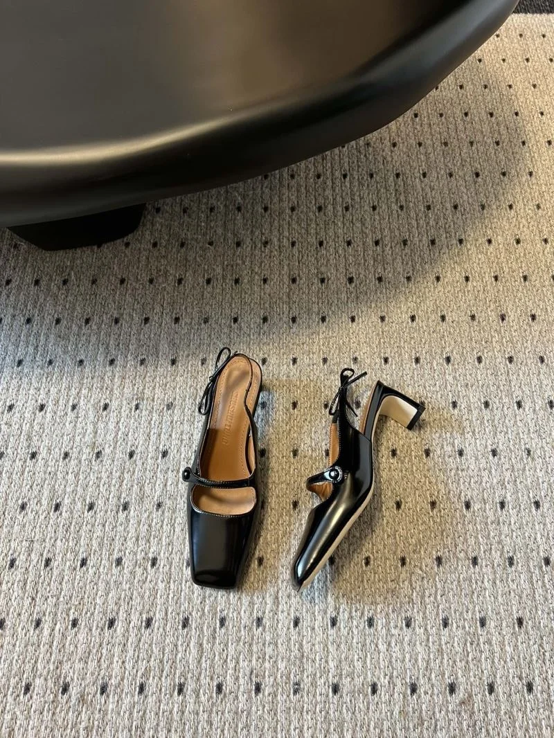 Genuine Shushutong Sandals