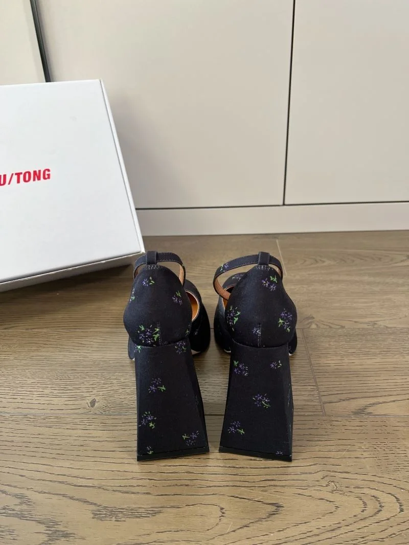 Affordable Shushutong Sandals