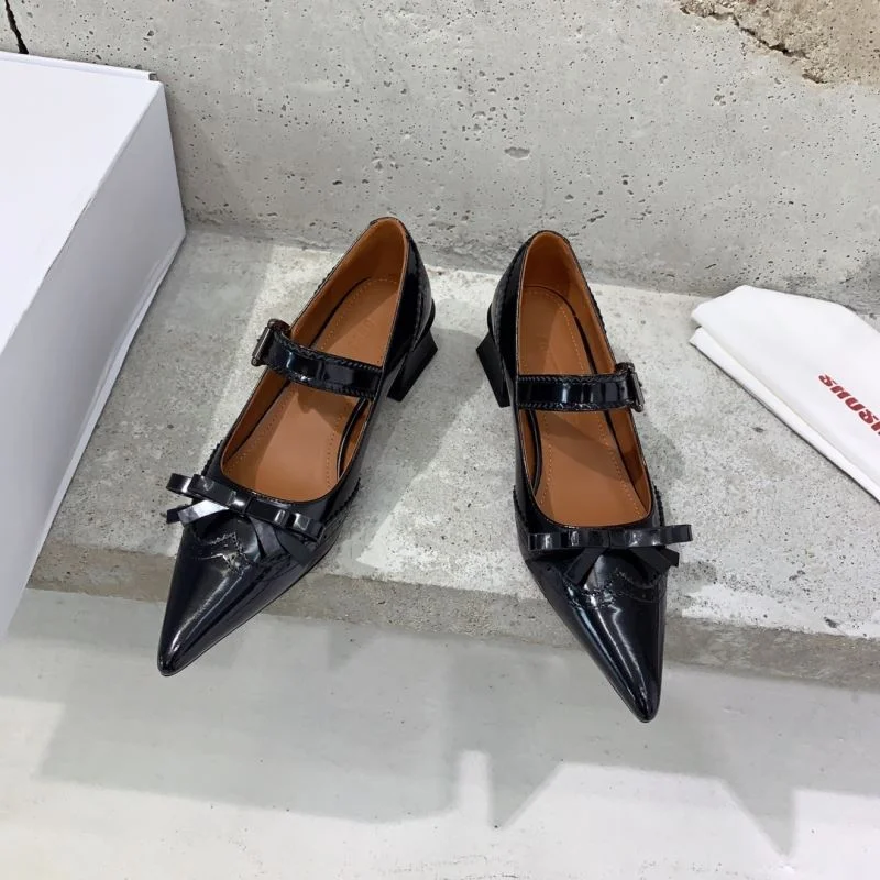Cut-rate Shushutong Shoes