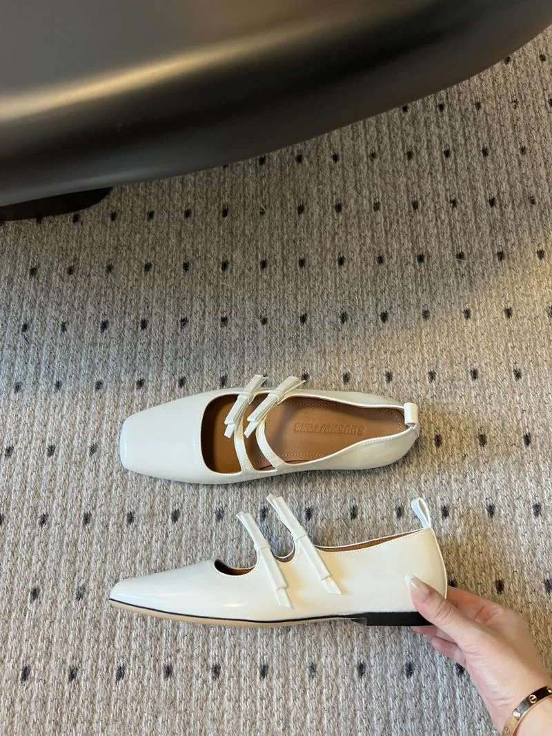 Cut-rate Shushutong Shoes