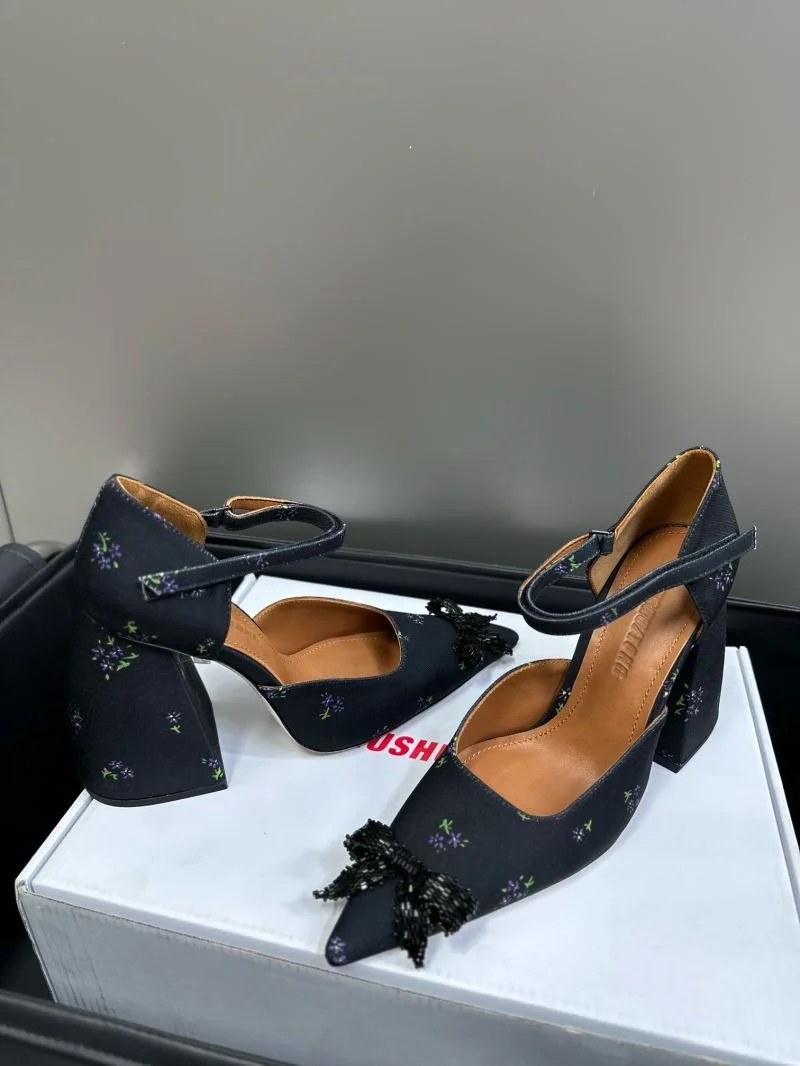 Cut-rate Shushutong Shoes