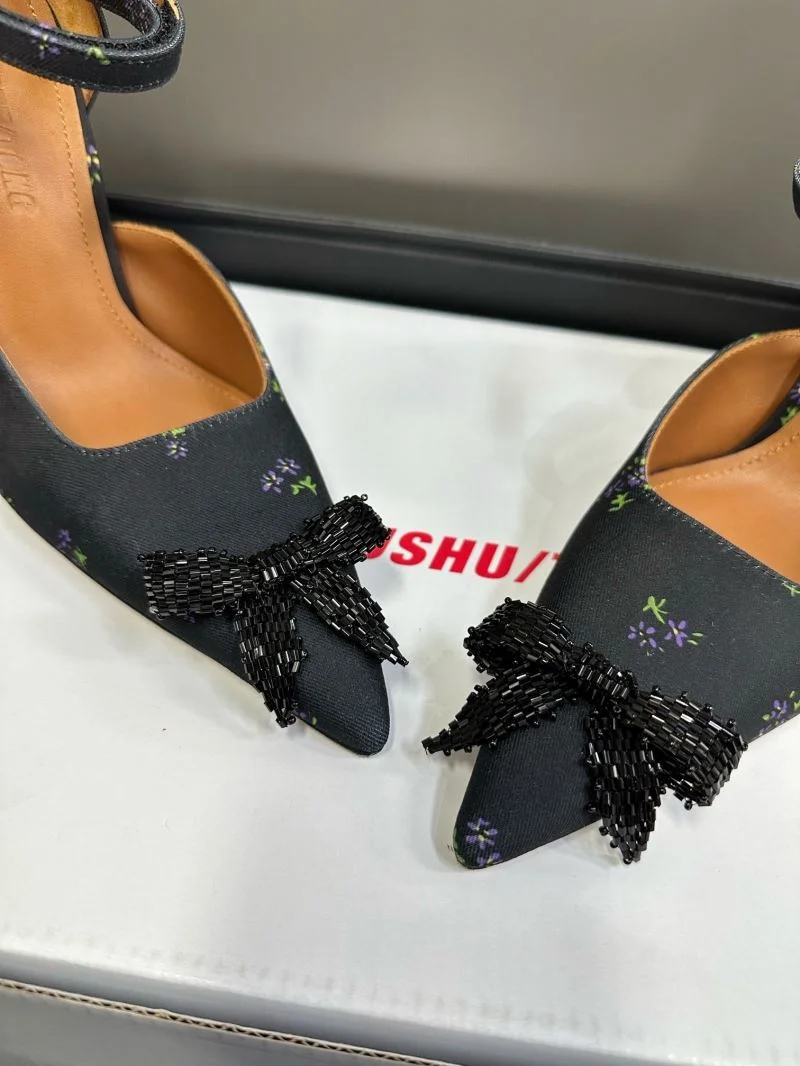 Cut-rate Shushutong Shoes