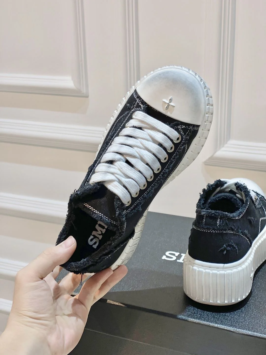 Value-priced Smfk Shoes