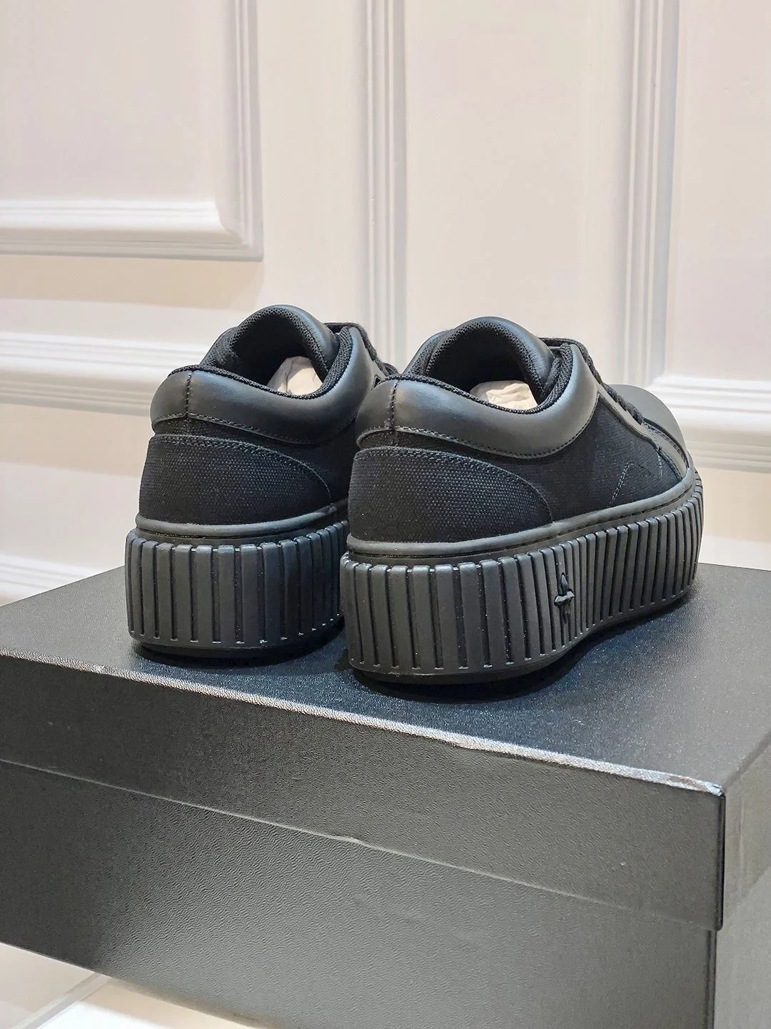 1:1 copy Smfk Shoes