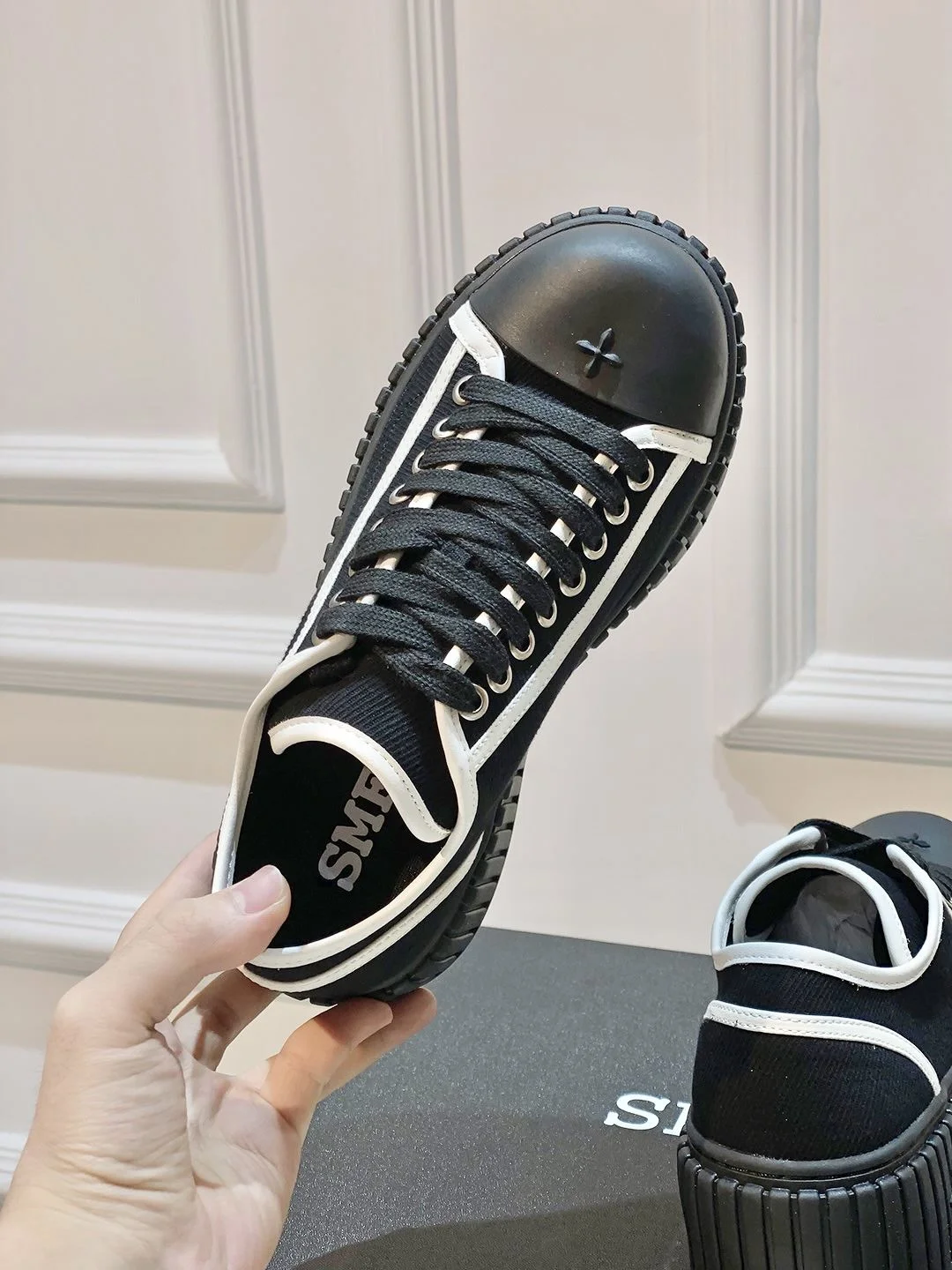 Value-priced Smfk Shoes
