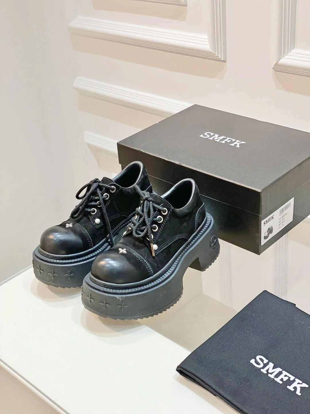 Top mirror Smfk Shoes