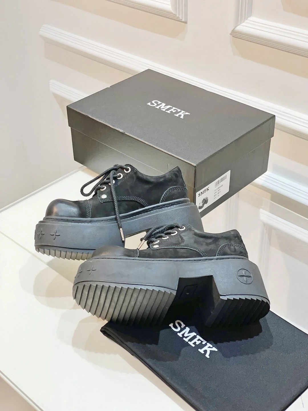 Top mirror Smfk Shoes