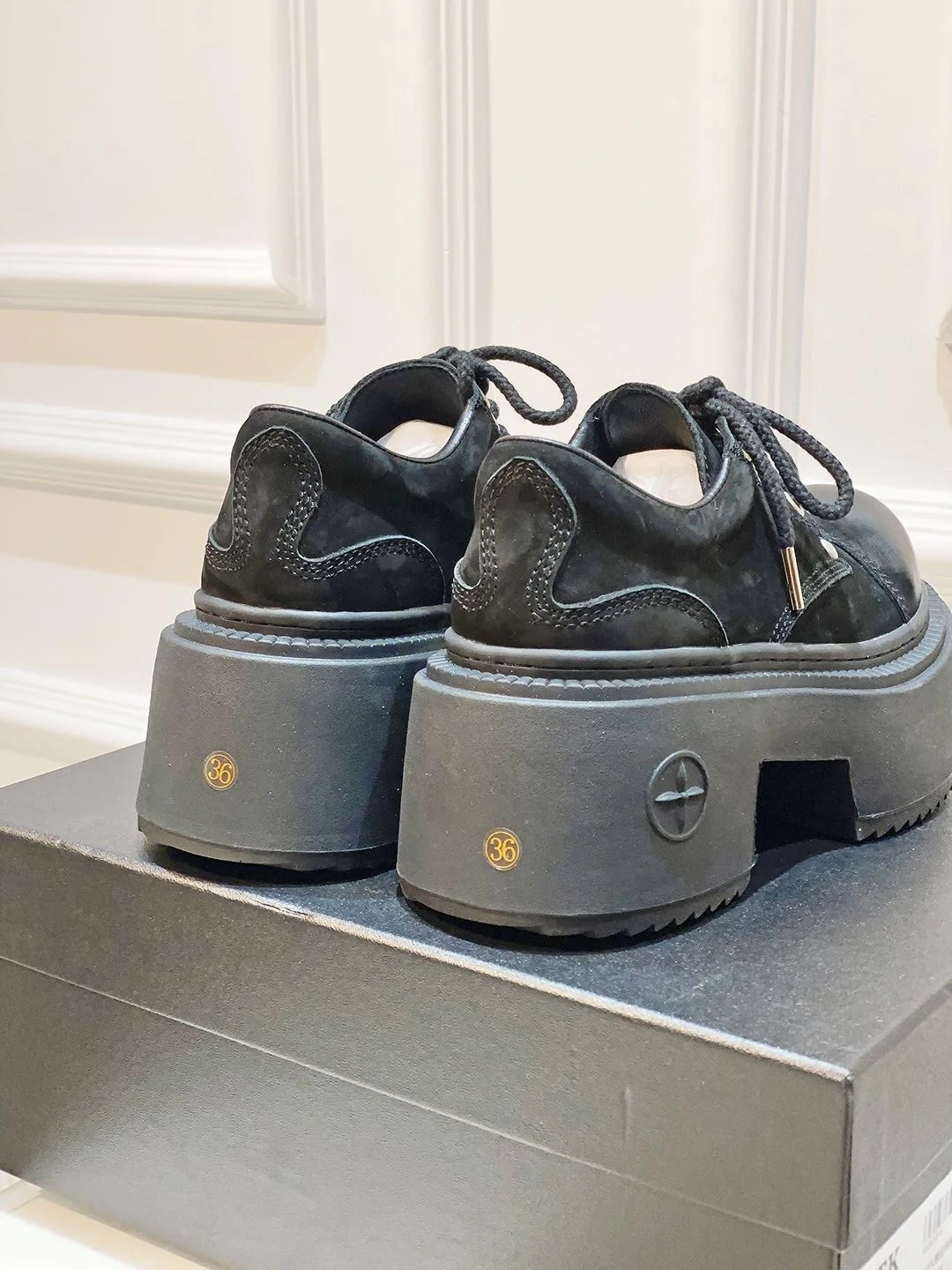 Top mirror Smfk Shoes