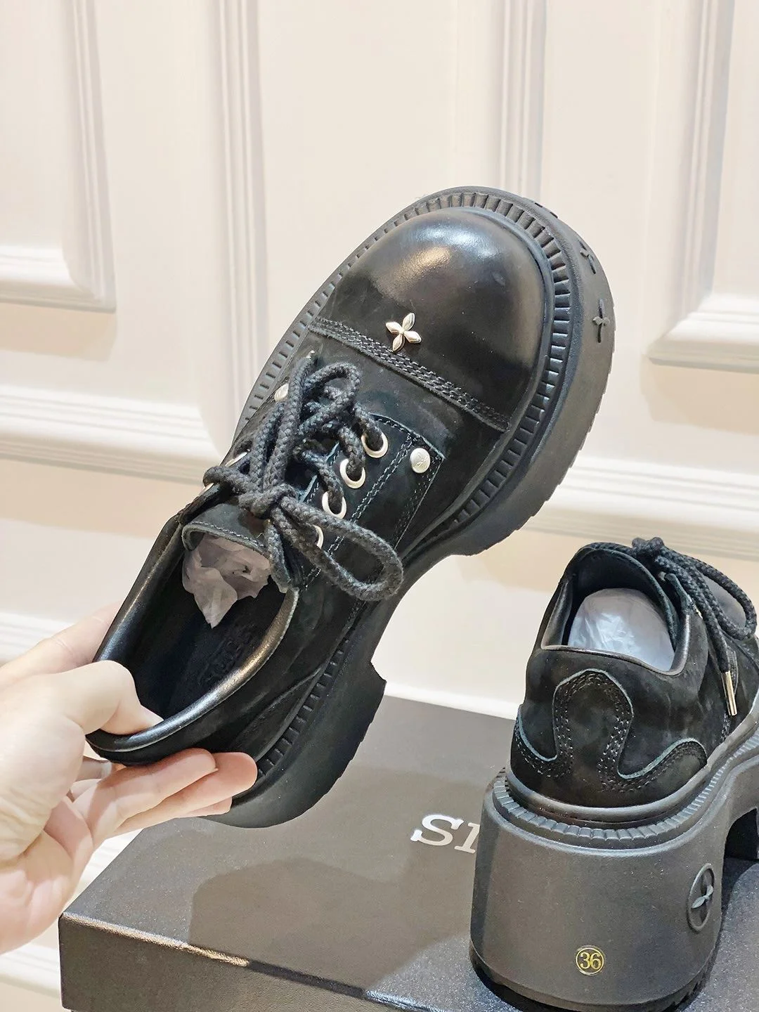 Top mirror Smfk Shoes