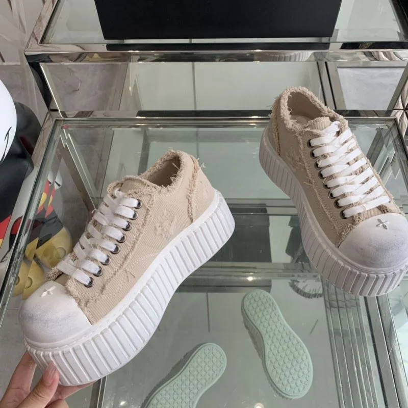 Value-priced Smfk Shoes