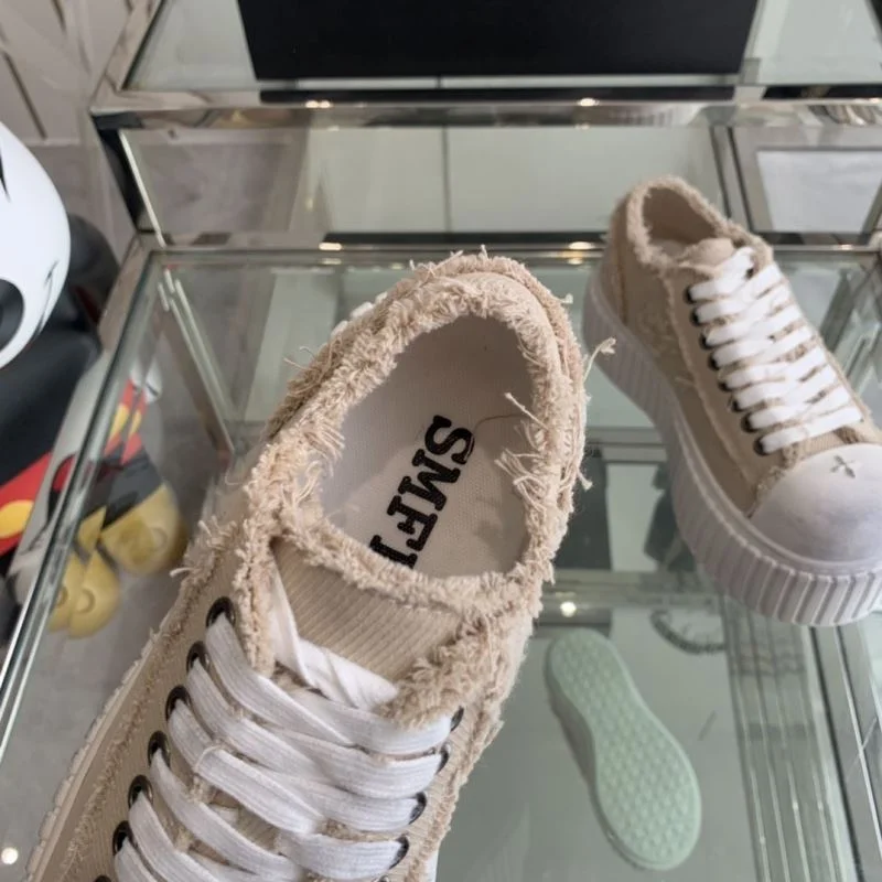 Value-priced Smfk Shoes