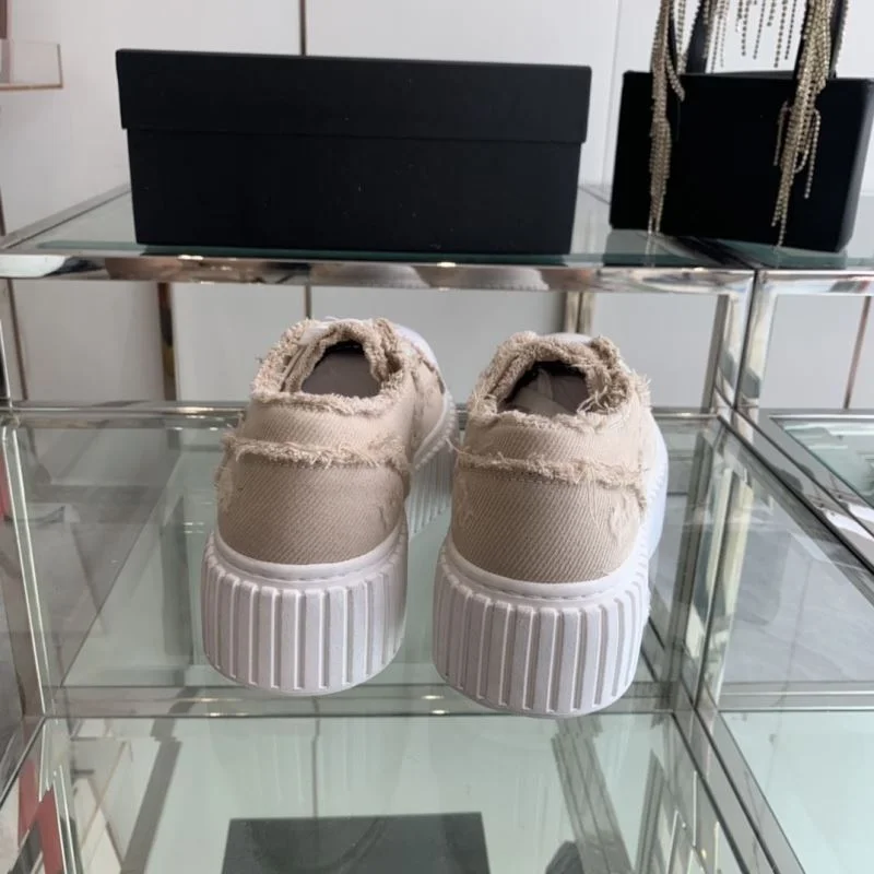 Value-priced Smfk Shoes