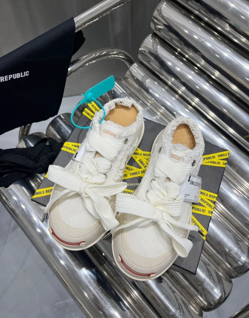 Factory-made Smilerepublic Sandals