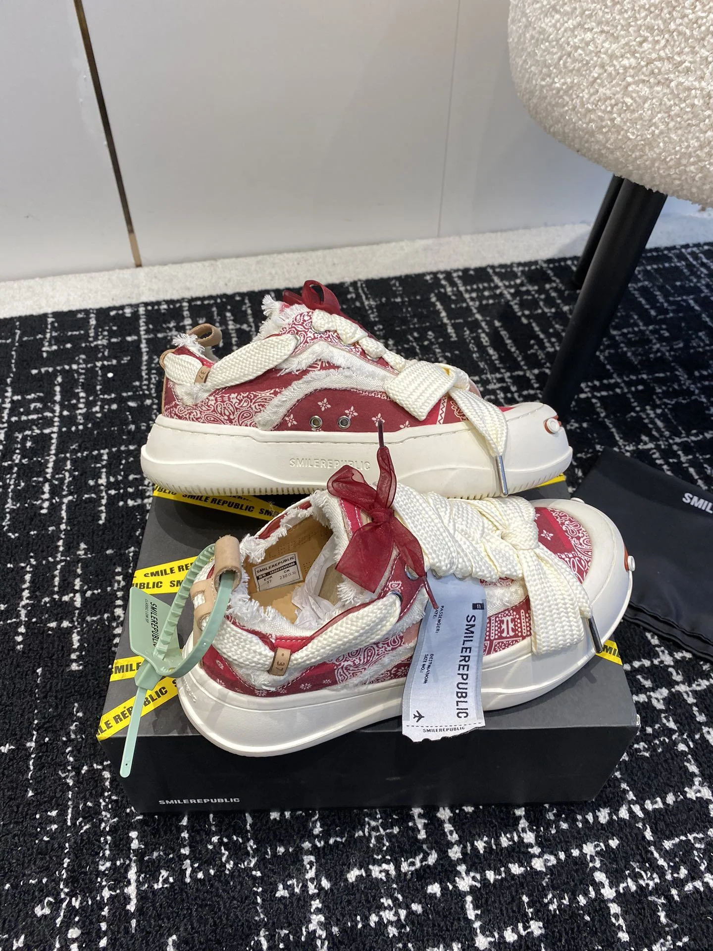OEM Smilerepublic Shoes