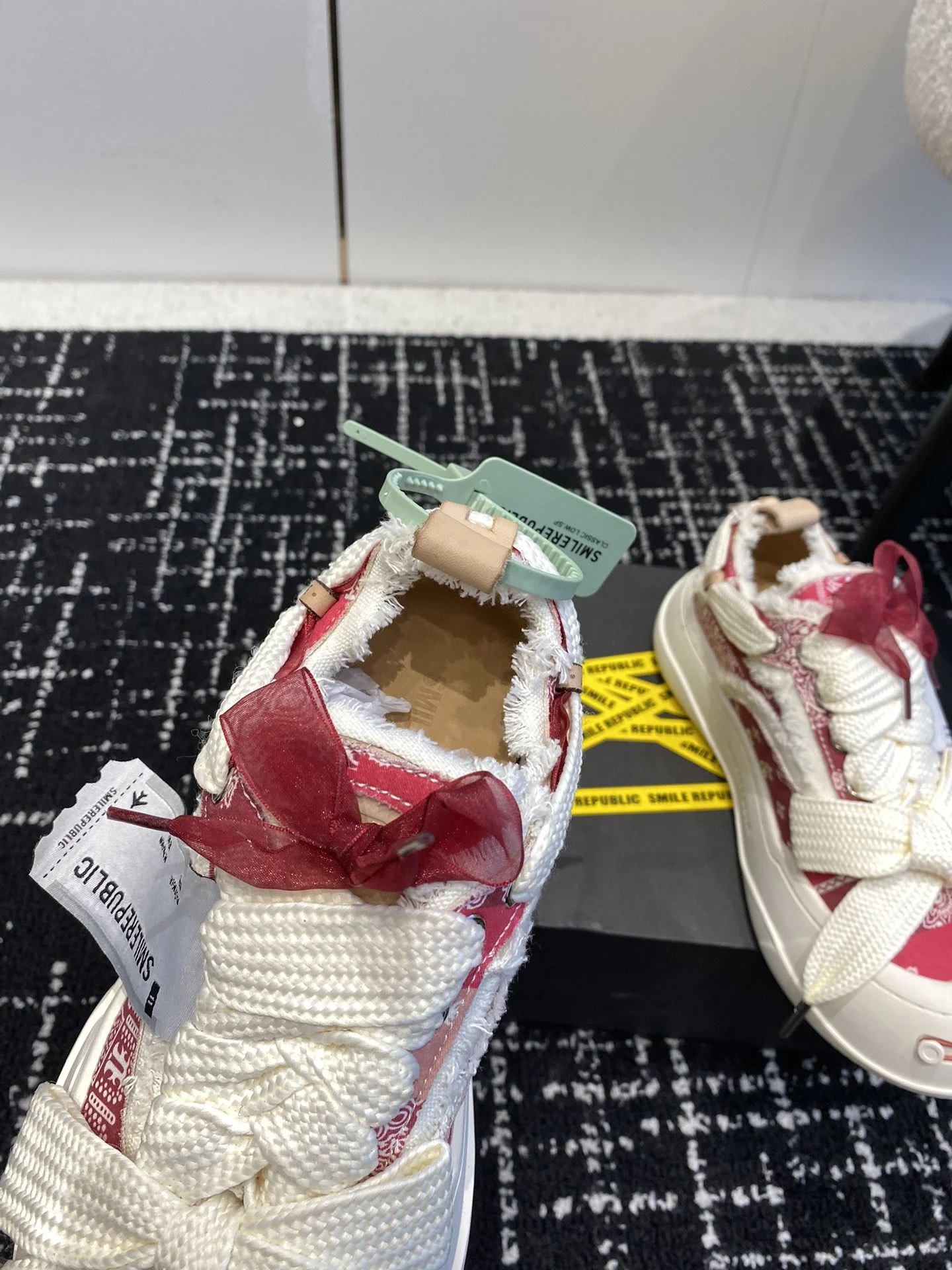 OEM Smilerepublic Shoes