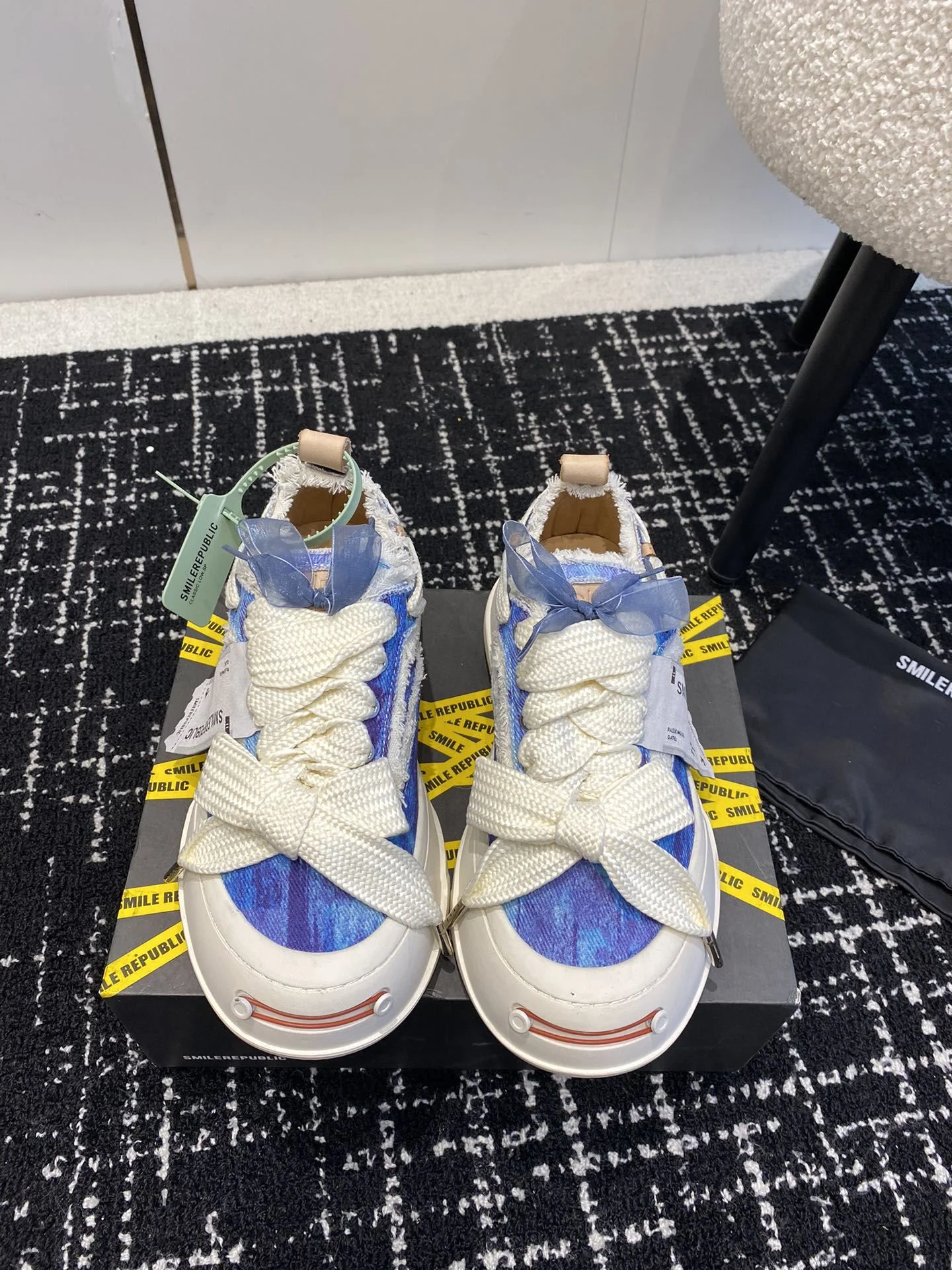 Smilerepublic Shoes