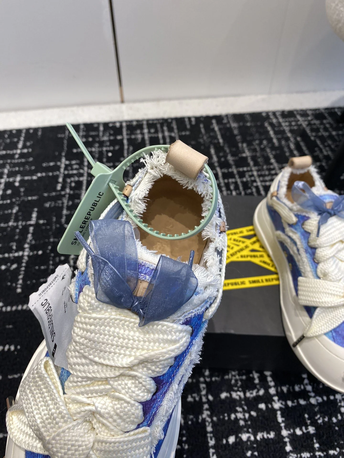 Precise copy Smilerepublic Shoes