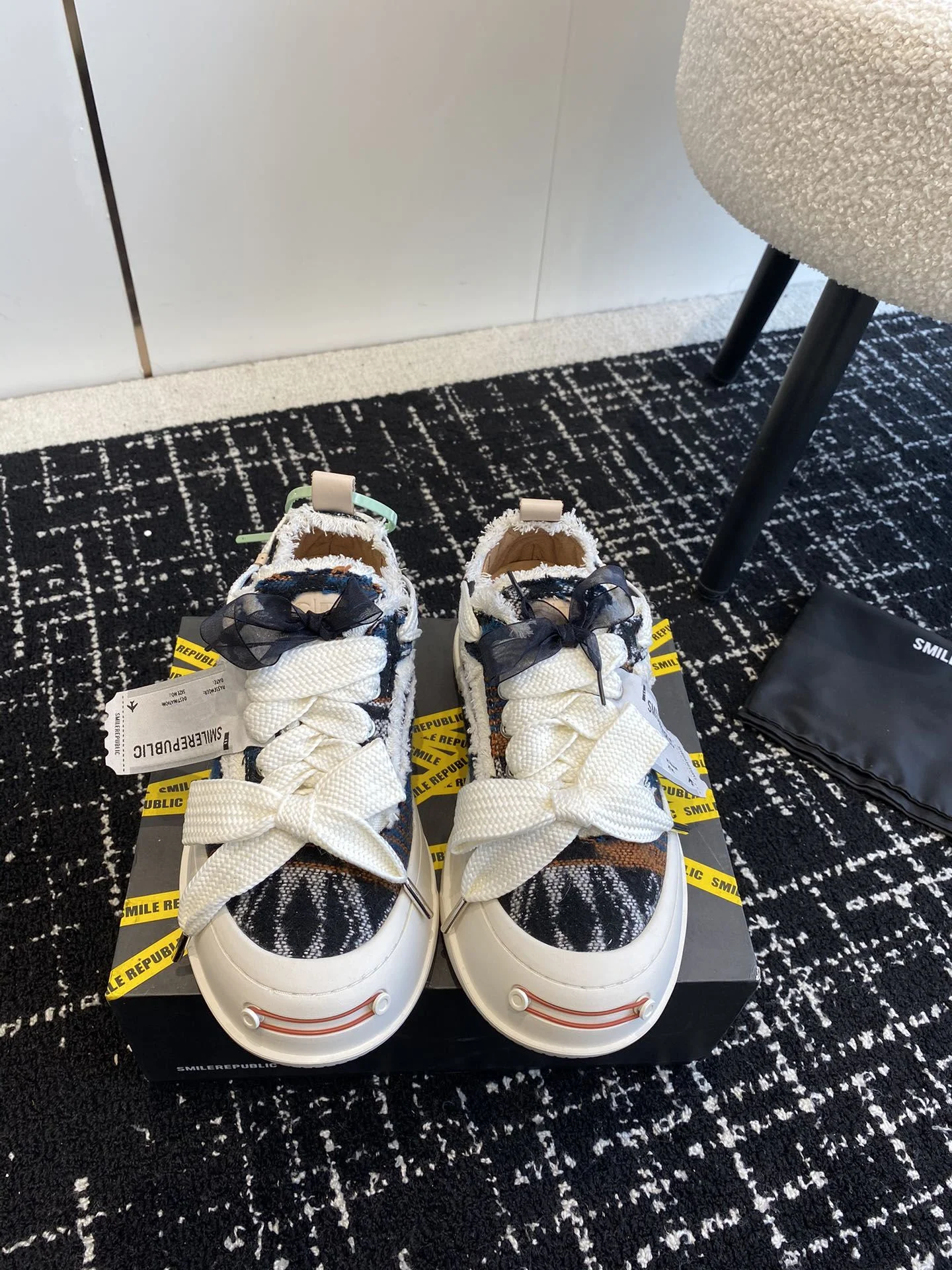 Smilerepublic Shoes