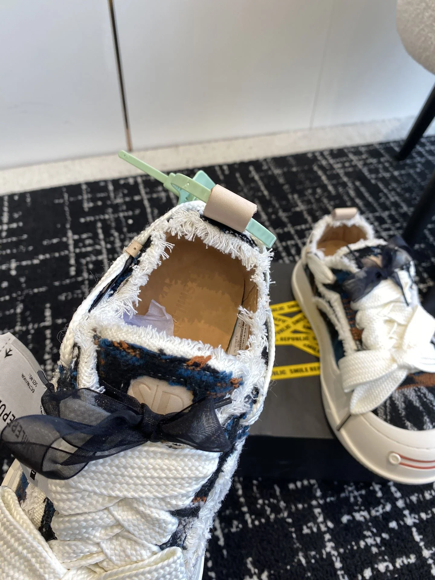 Discounted Smilerepublic Shoes