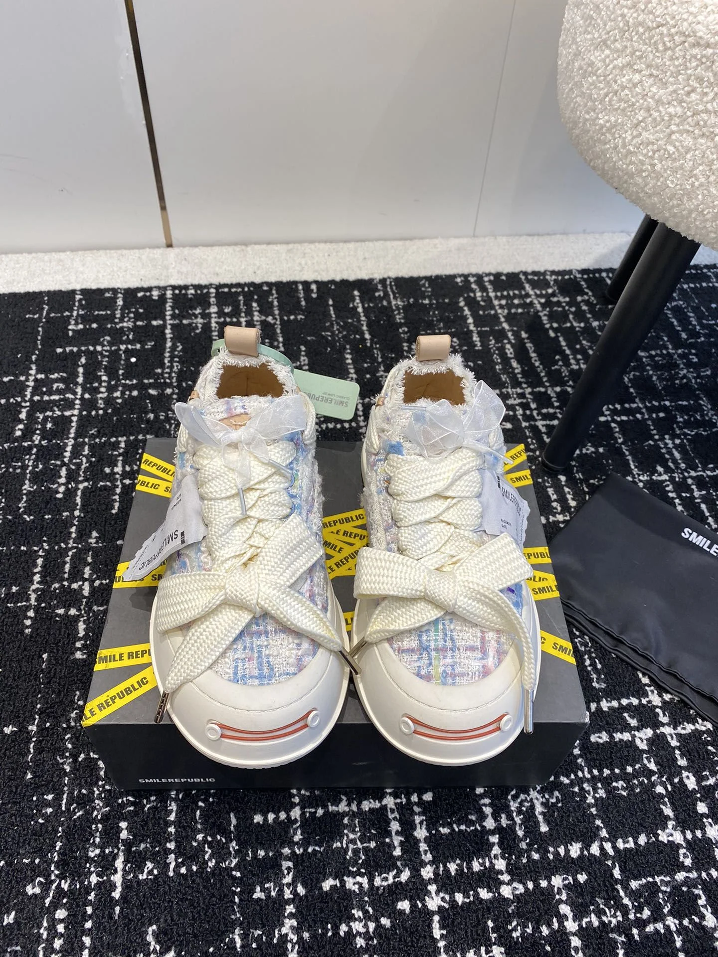 Smilerepublic Shoes
