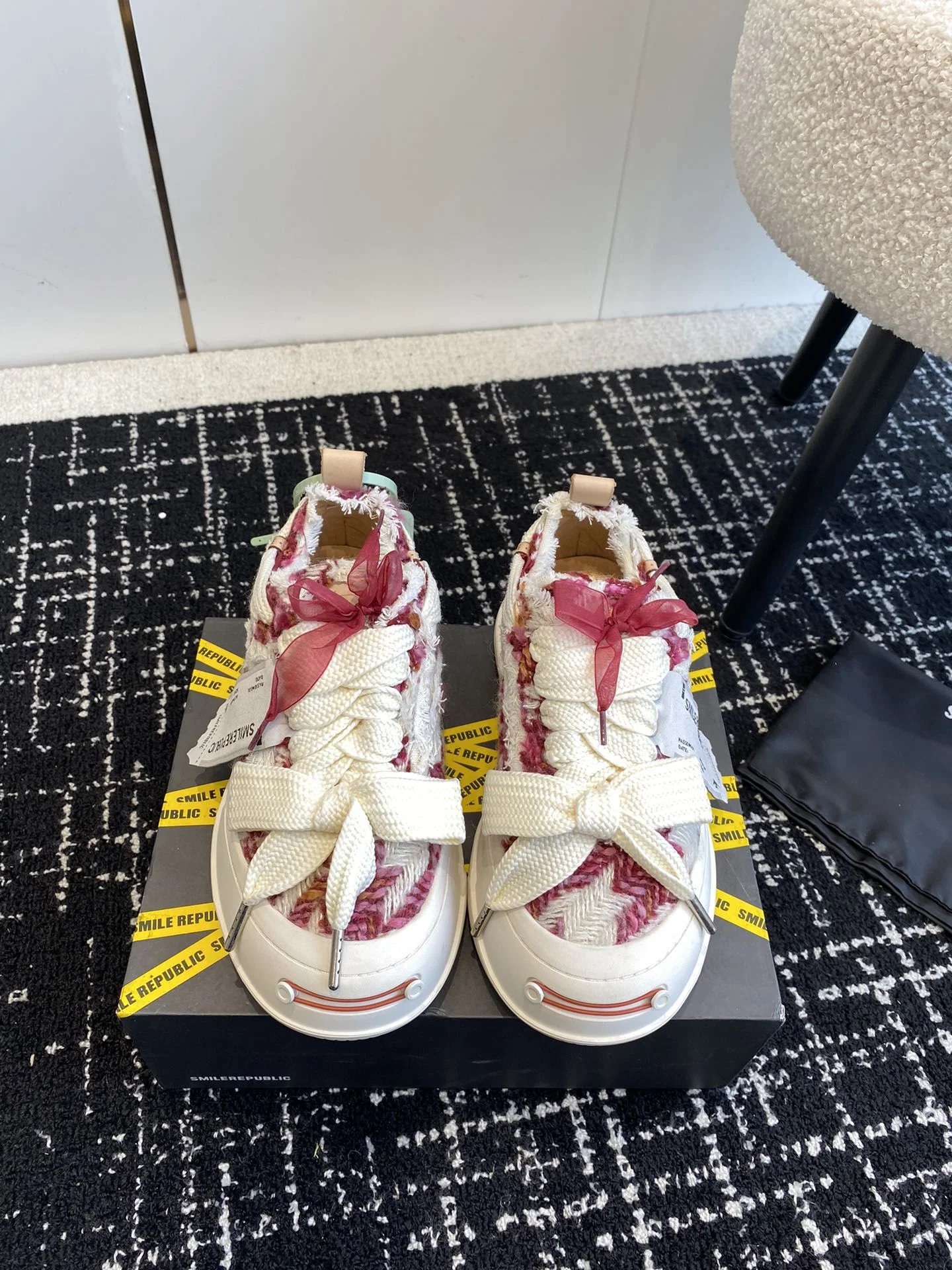 Smilerepublic Shoes