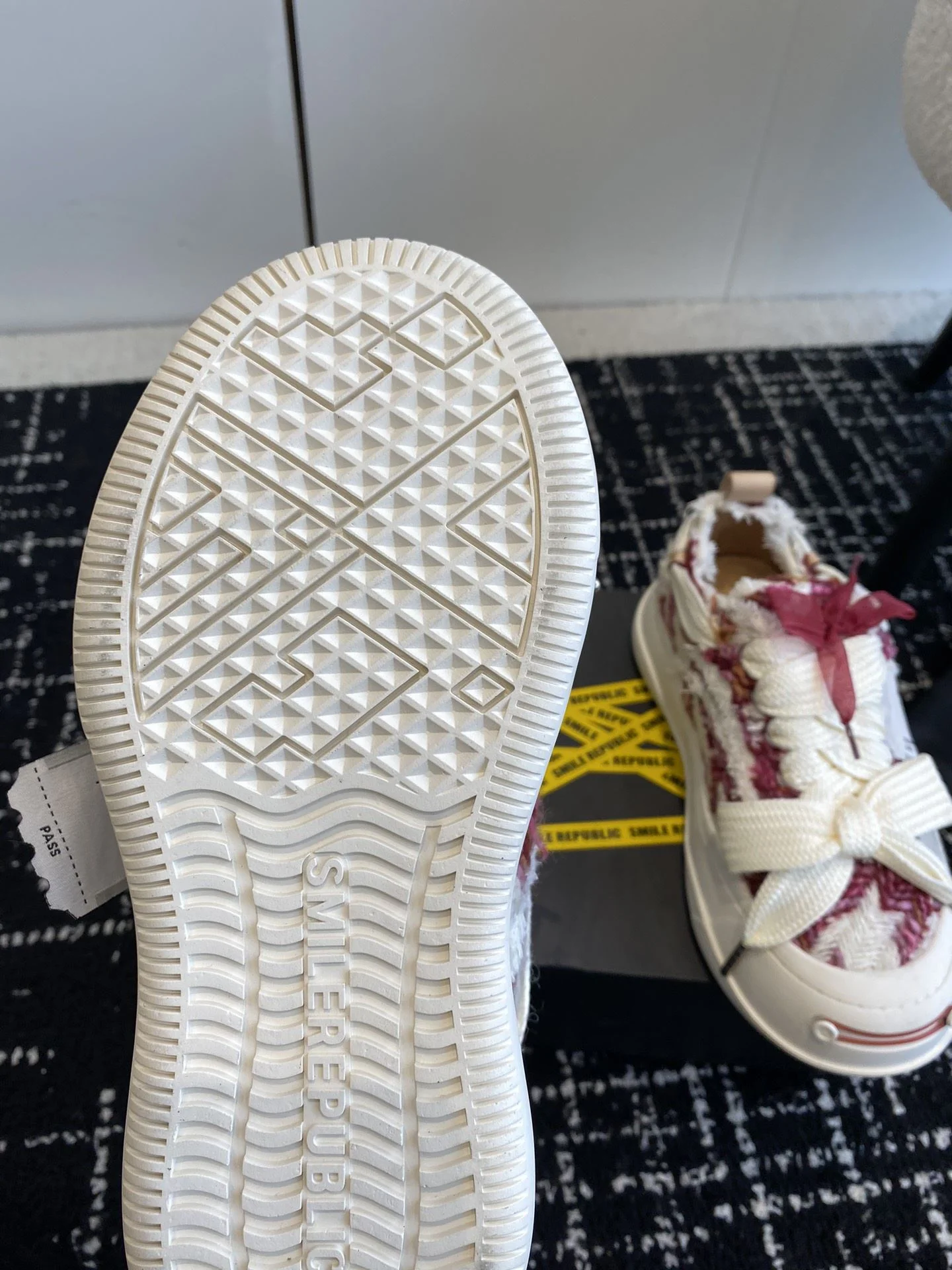 Discounted Smilerepublic Shoes