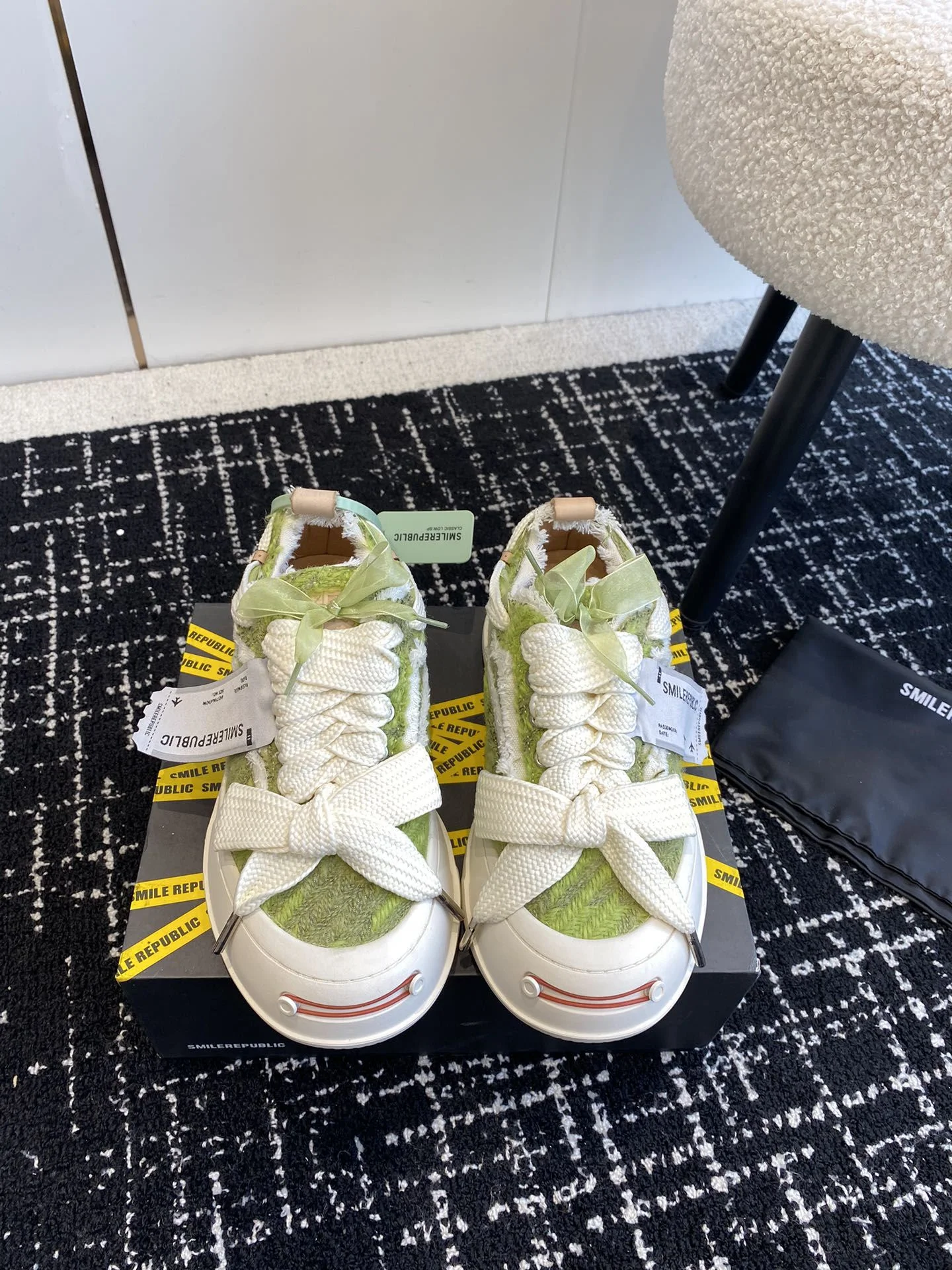 Smilerepublic Shoes