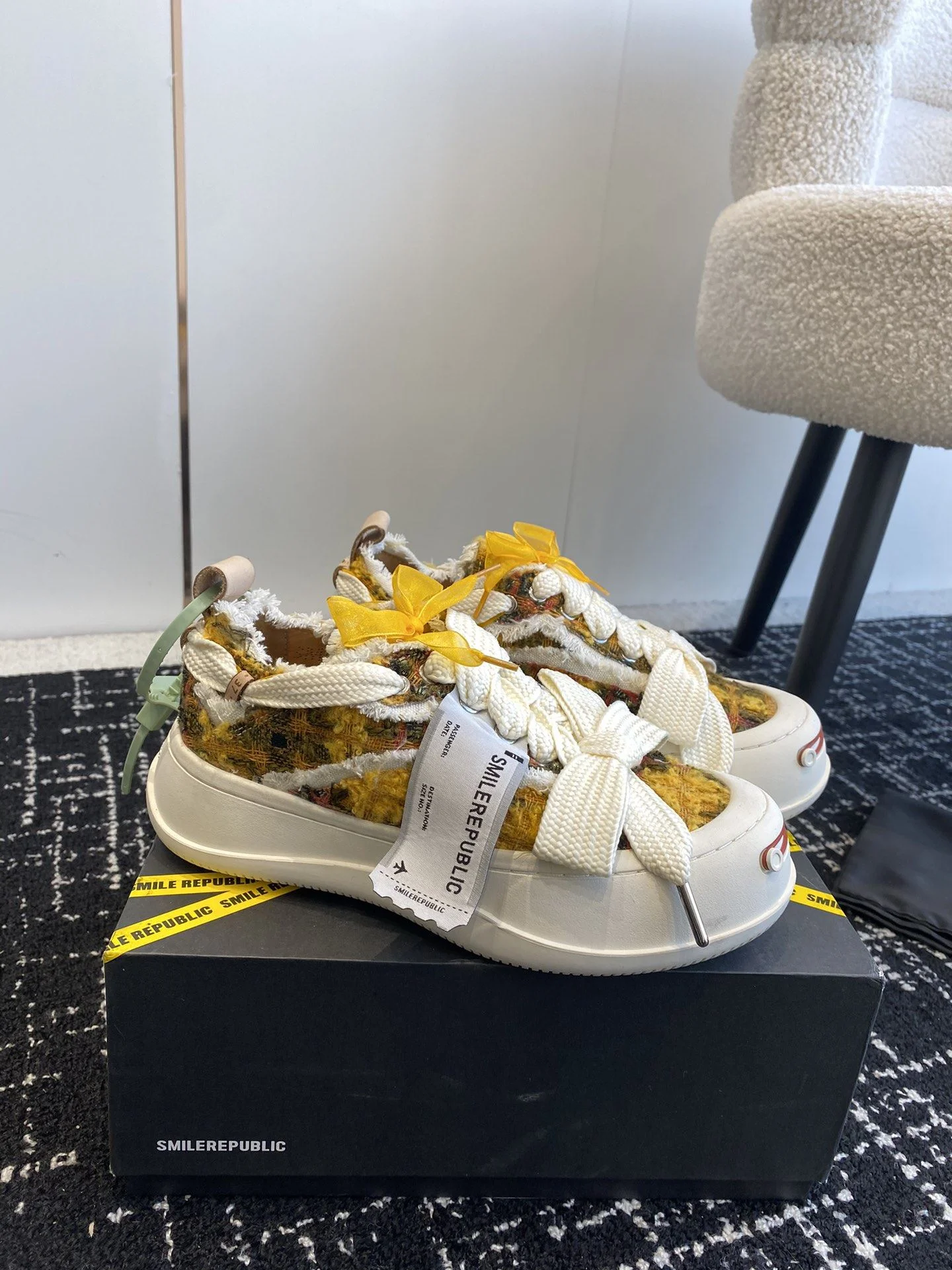 Precise copy Smilerepublic Shoes