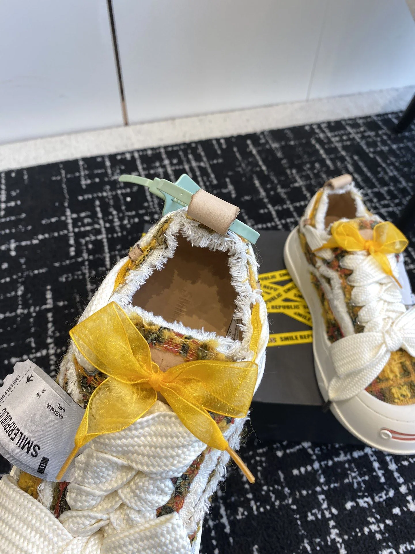Precise copy Smilerepublic Shoes