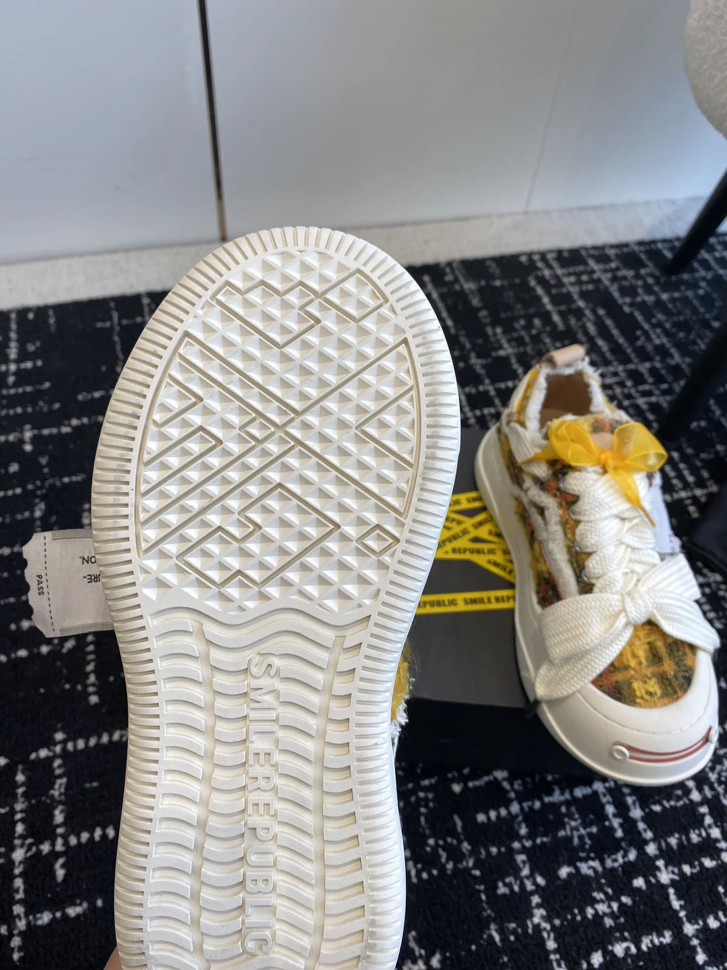 Precise copy Smilerepublic Shoes