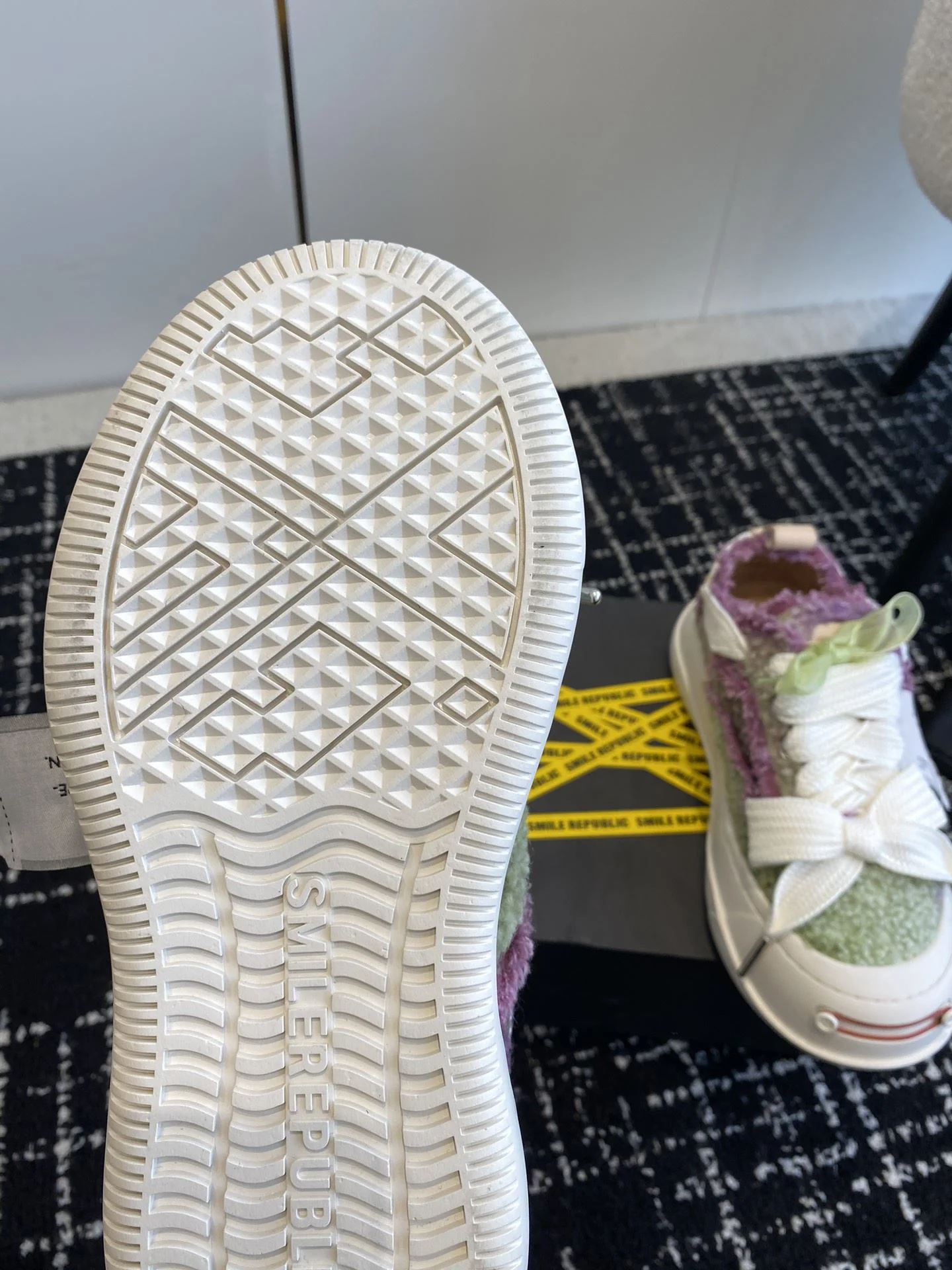 Discounted Smilerepublic Shoes
