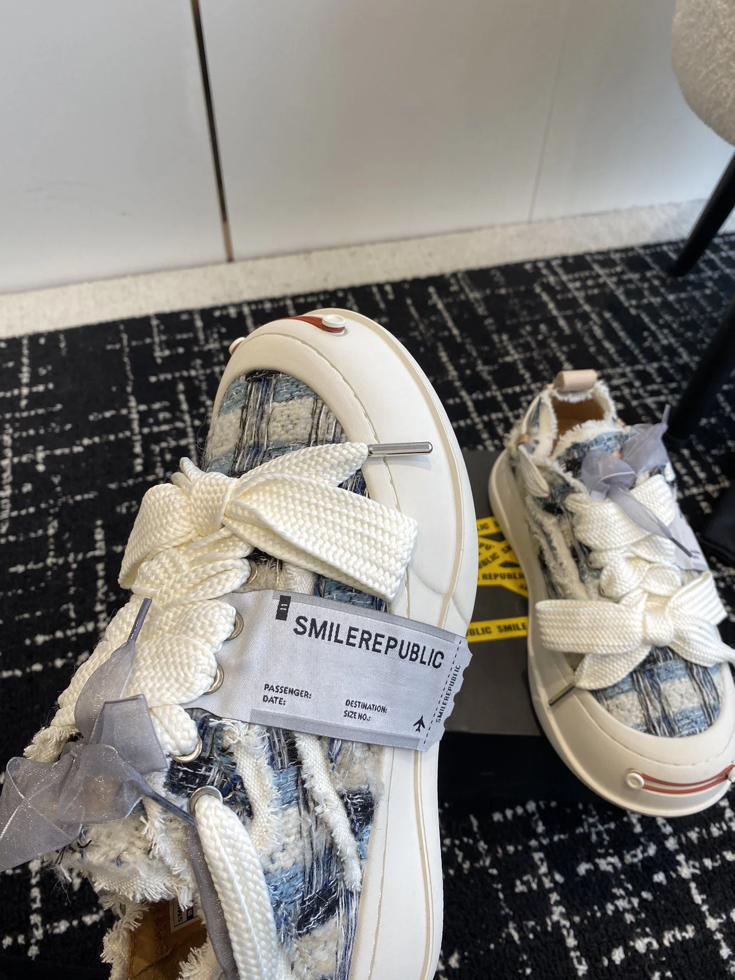 Precise copy Smilerepublic Shoes